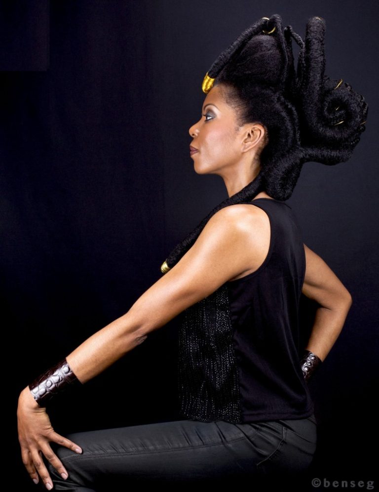 Nadeen Mateky – The Hair Sculptor - Doria Adoukè