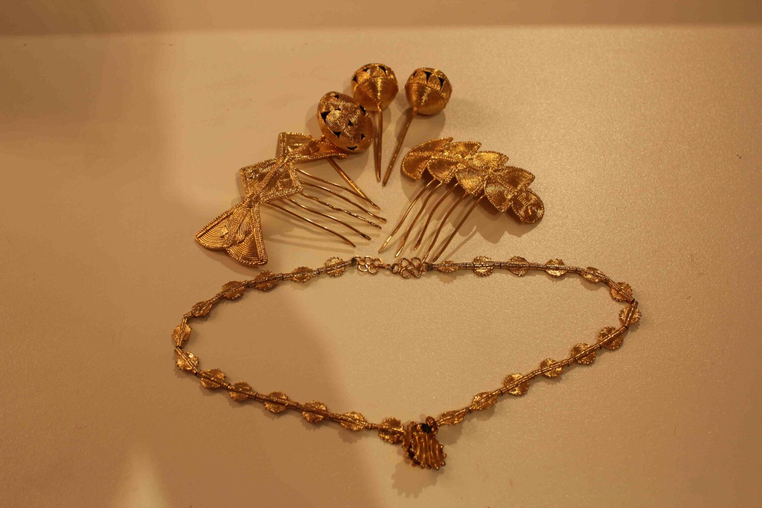 The Akan traditional wedding attire - Doria Adoukè